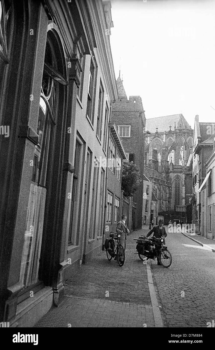 Utrecht board hi-res stock photography and images - Alamy