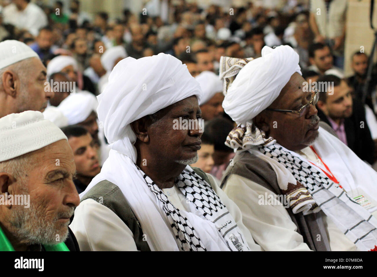 Arab scholars hi-res stock photography and images - Alamy