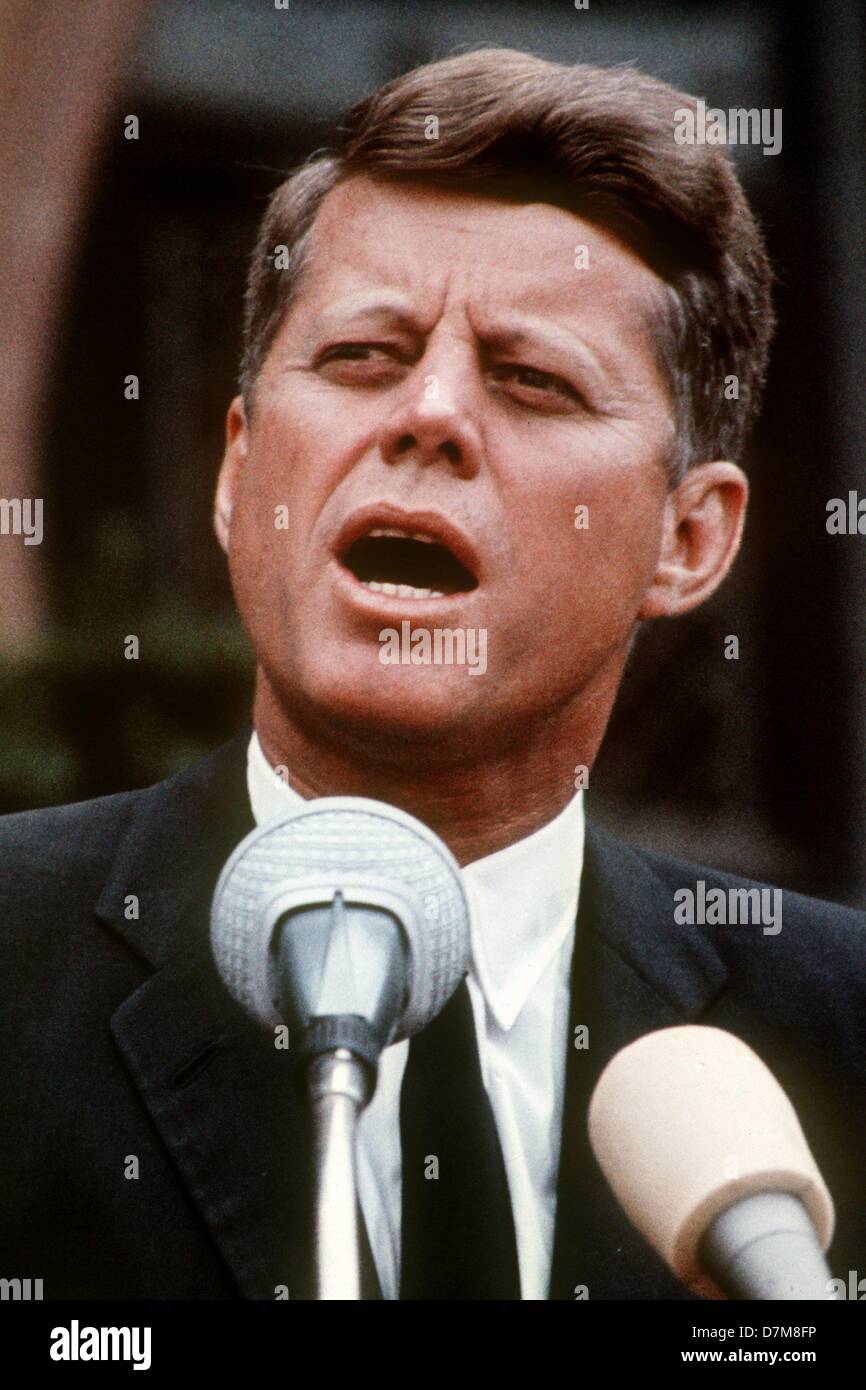 US president John F. Kennedy gives a speech in front of the Roemer ... US president John F. Kennedy gives a speech in front of the Roemer ...