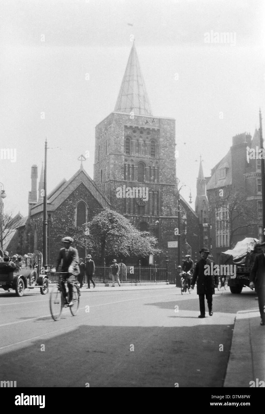 Cars in england Black and White Stock Photos & Images - Alamy