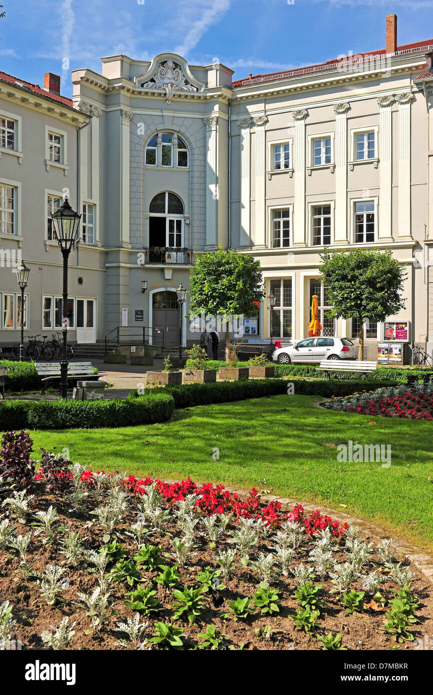 Goettingen university building hi-res stock photography and images - Alamy