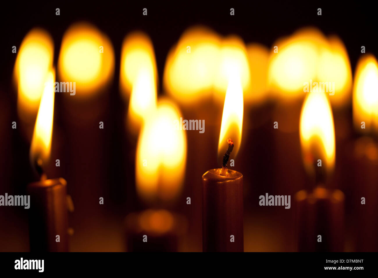 Lit of candles hi-res stock photography and images - Alamy