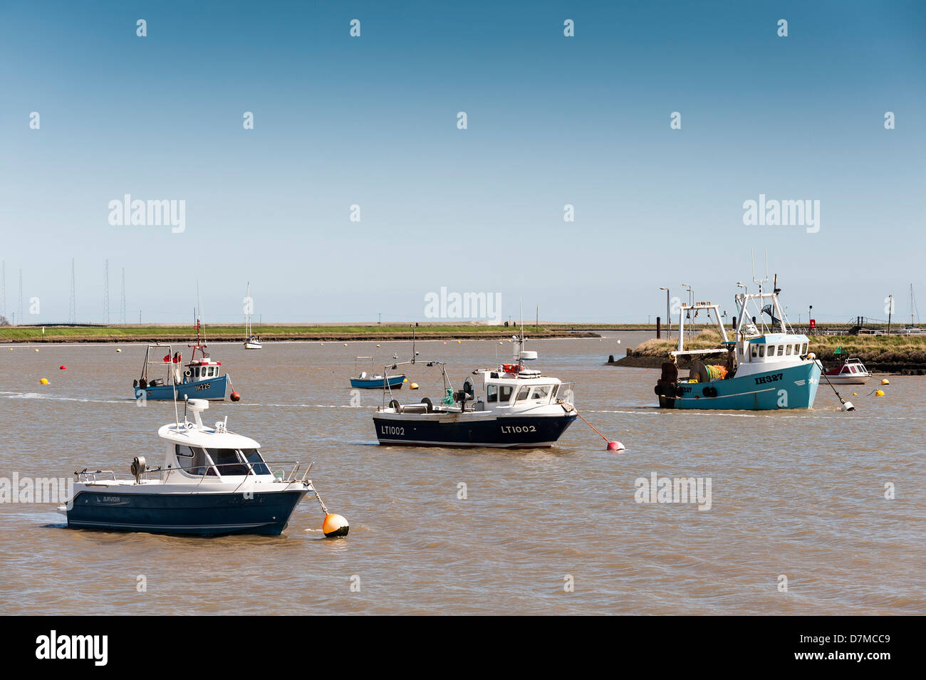 Fishing boats moored on the River Ore Stock Photo - Alamy