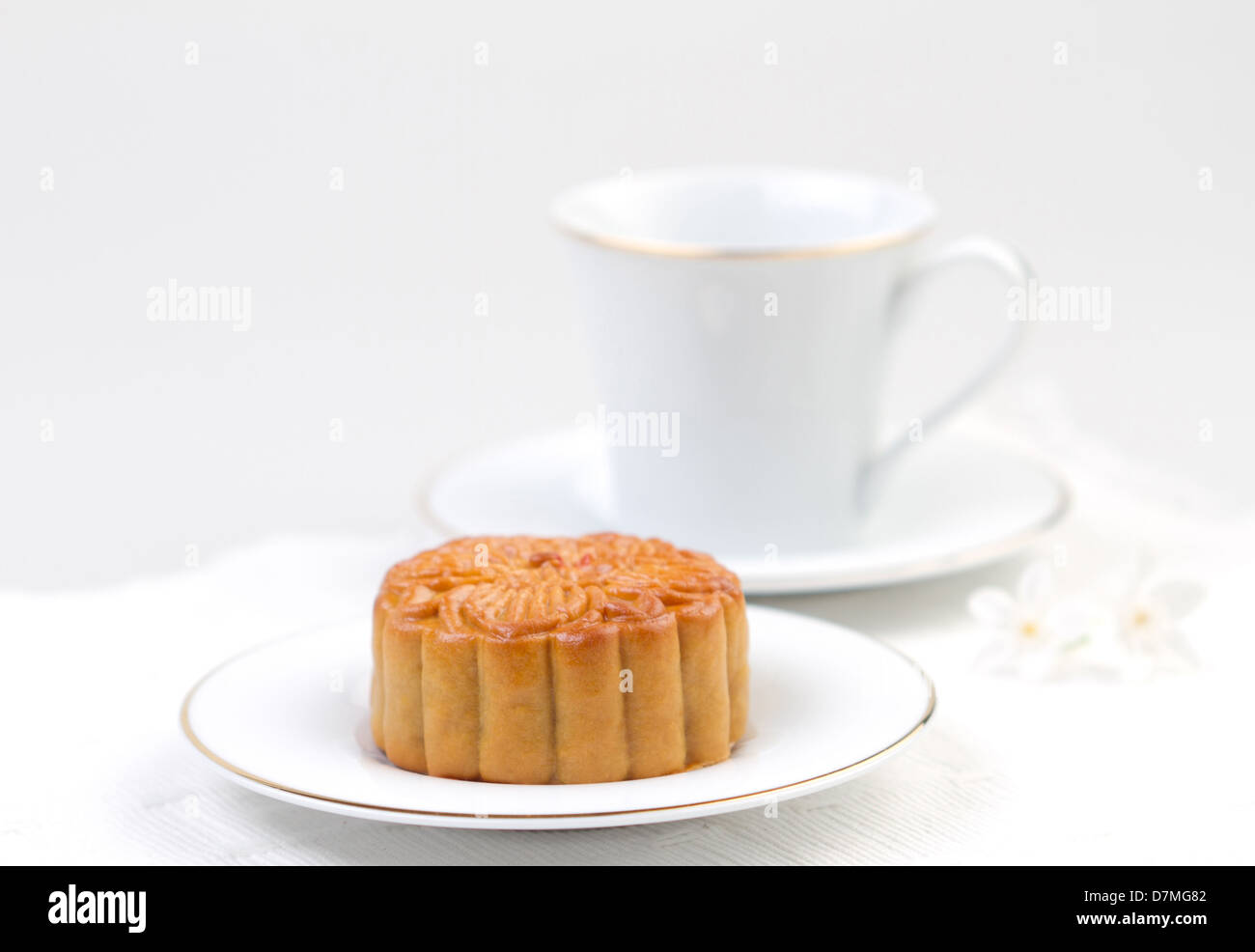 Golden moon restaurant hi-res stock photography and images - Alamy