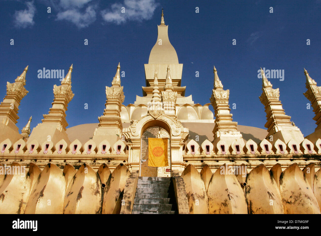 Pha That Luang, built in 1566, is Laos most important national monument ...
