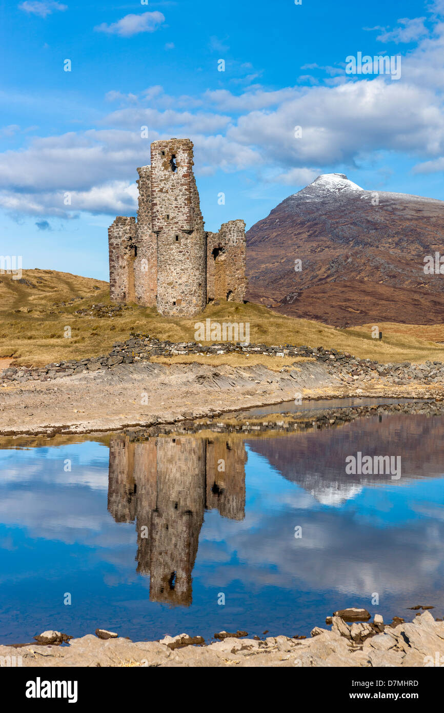16th century castle scotland hi-res stock photography and images - Alamy