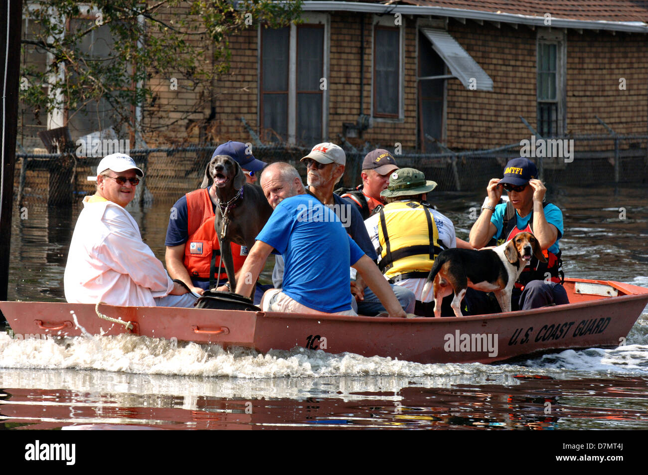 Katrina new orleans rescue hi-res stock photography and images - Alamy