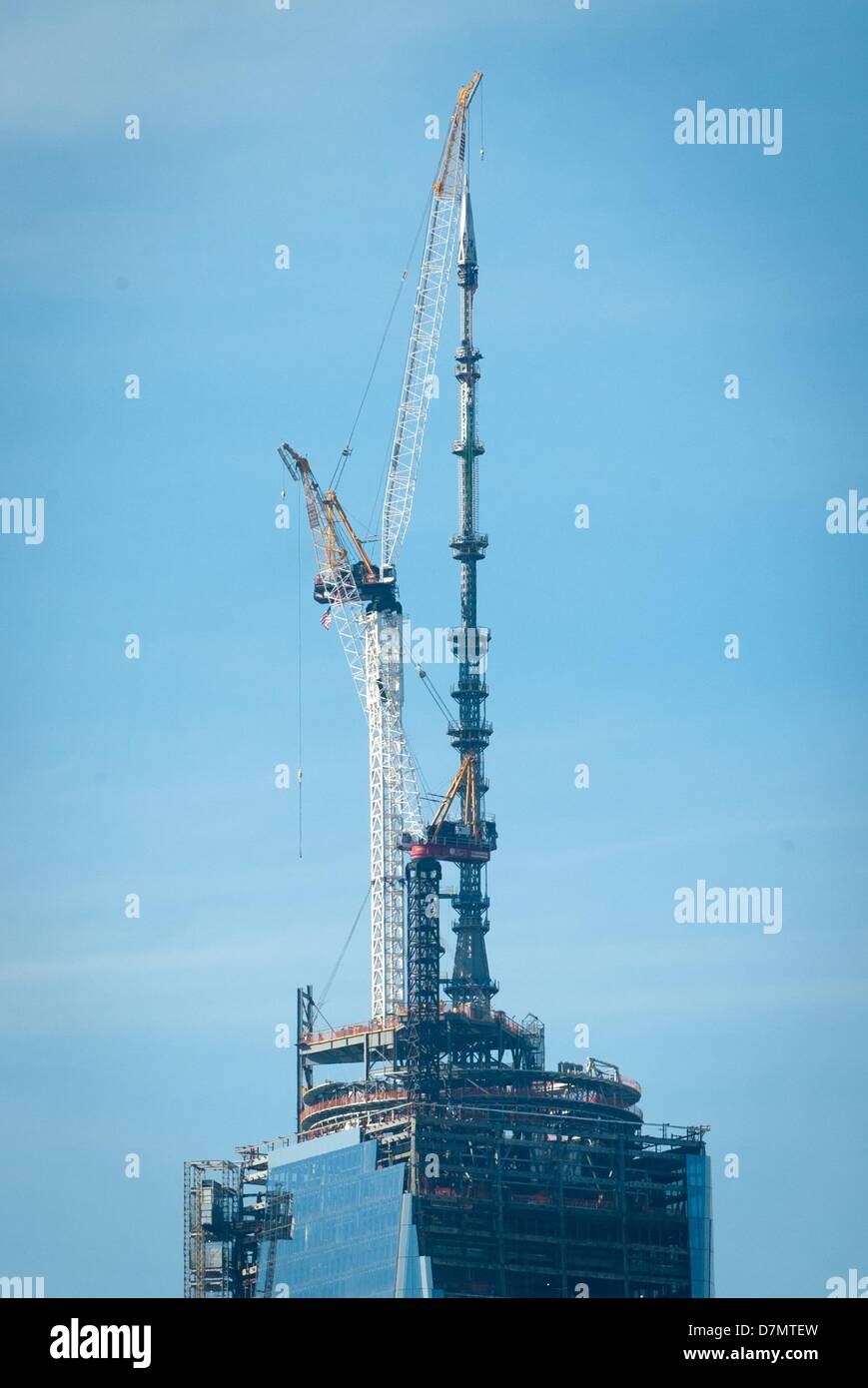 Freedom tower antenna hi-res stock photography and images - Alamy