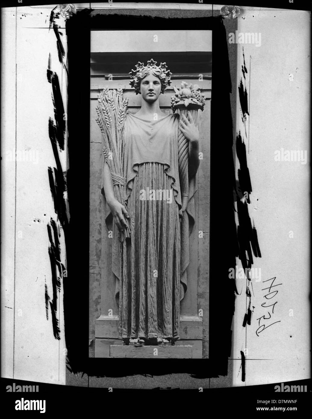 The Earth Statue, sculpted by Henry Hering, is displayed in Chicago ...