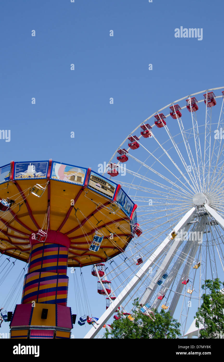Navy pier chicago ride hi-res stock photography and images - Alamy
