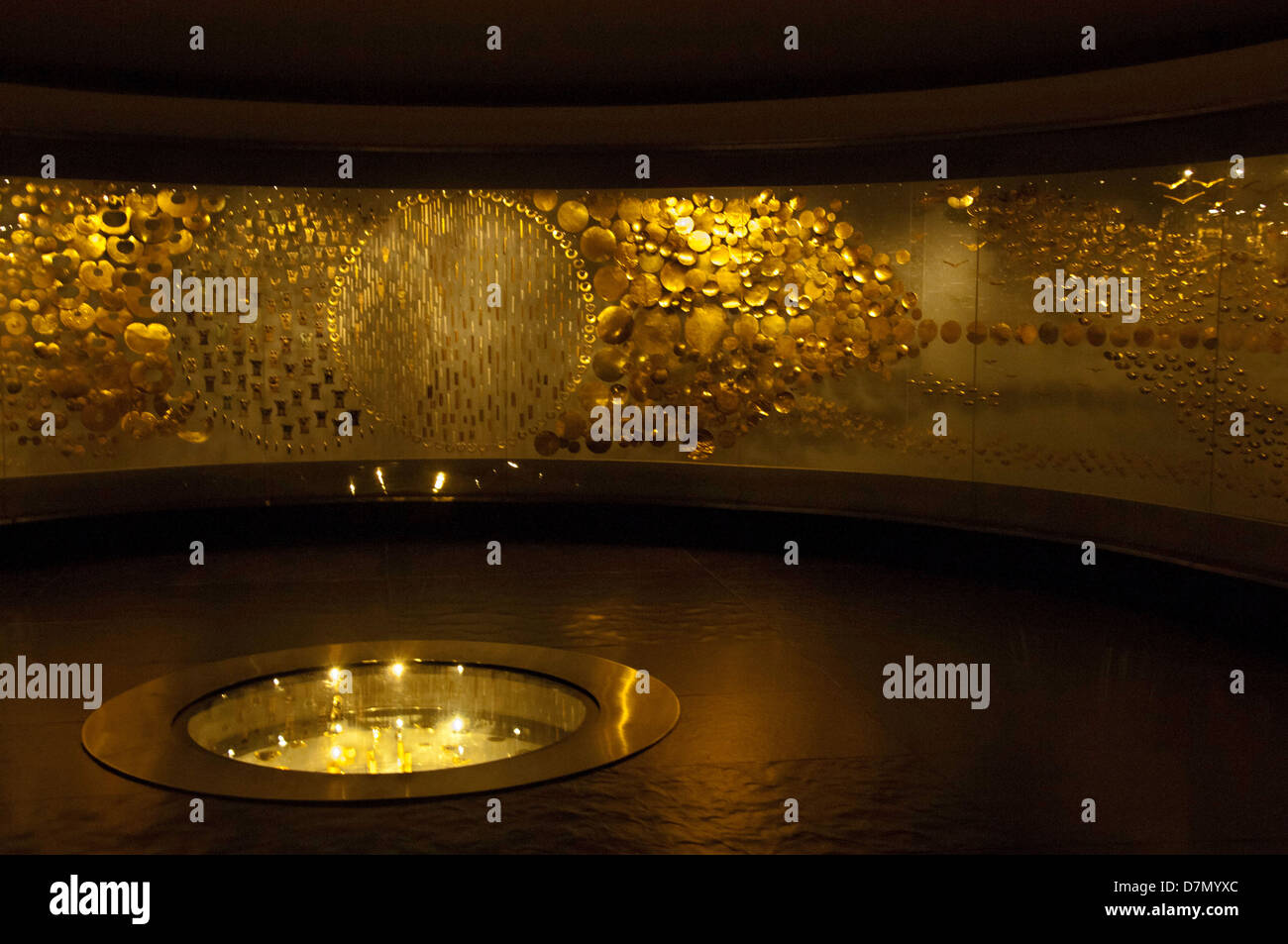 Gold floor hi-res stock photography and images - Alamy