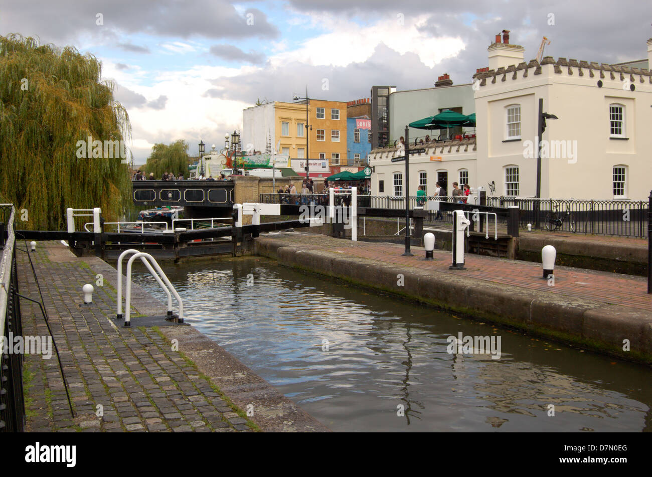 The Regents Canal at Camden Lock in London, England Stock Photo - Alamy