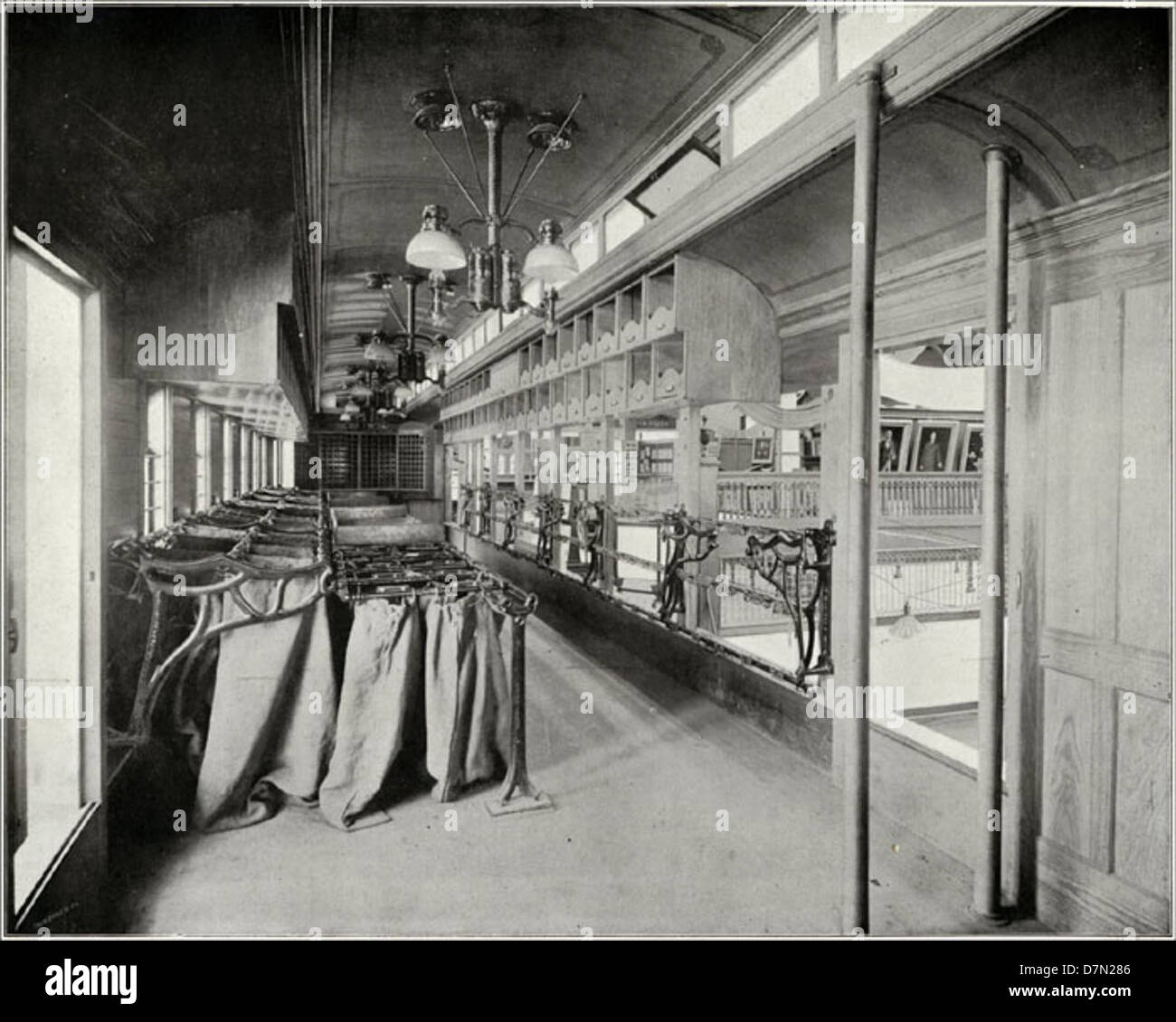 1893 world's fair train hi-res stock photography and images - Alamy