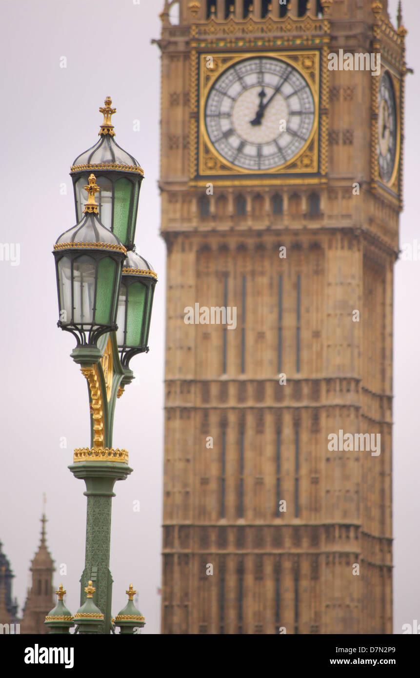 Big Ben and lamp post on Westminster Bridge in London, England Stock ...