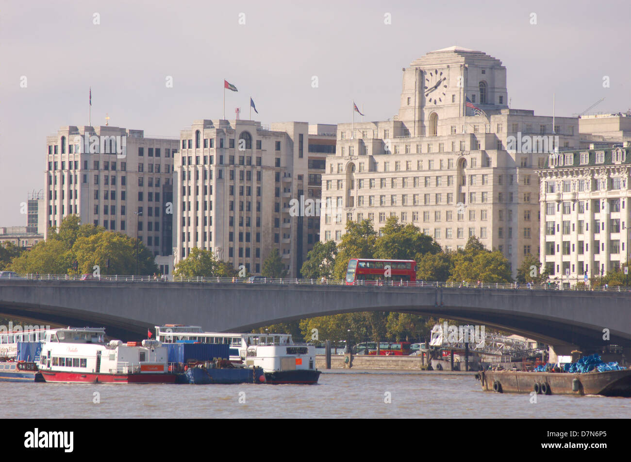 Shell mex building hi-res stock photography and images - Alamy