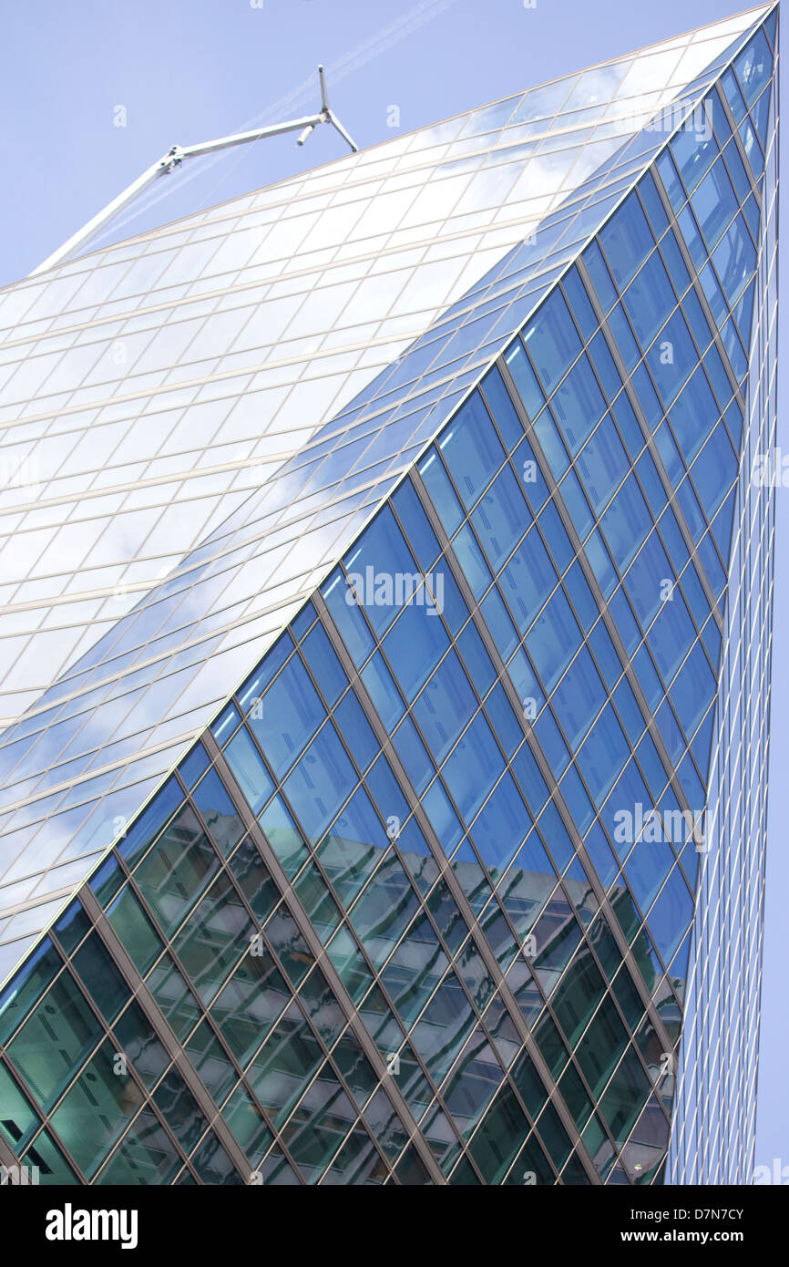 Office block glass windows abstract hi-res stock photography and images ...