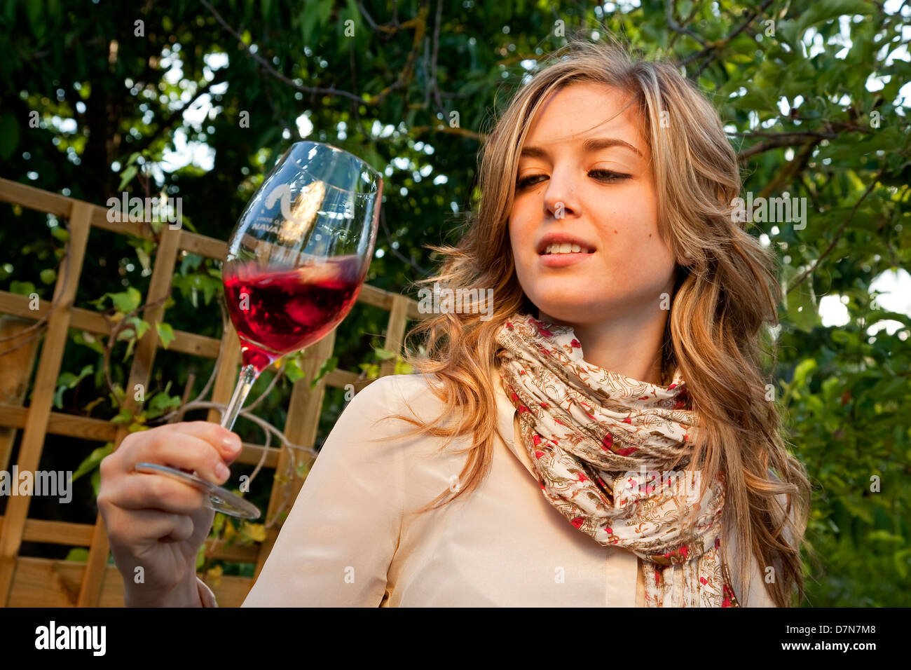 Red win hi-res stock photography and images - Alamy