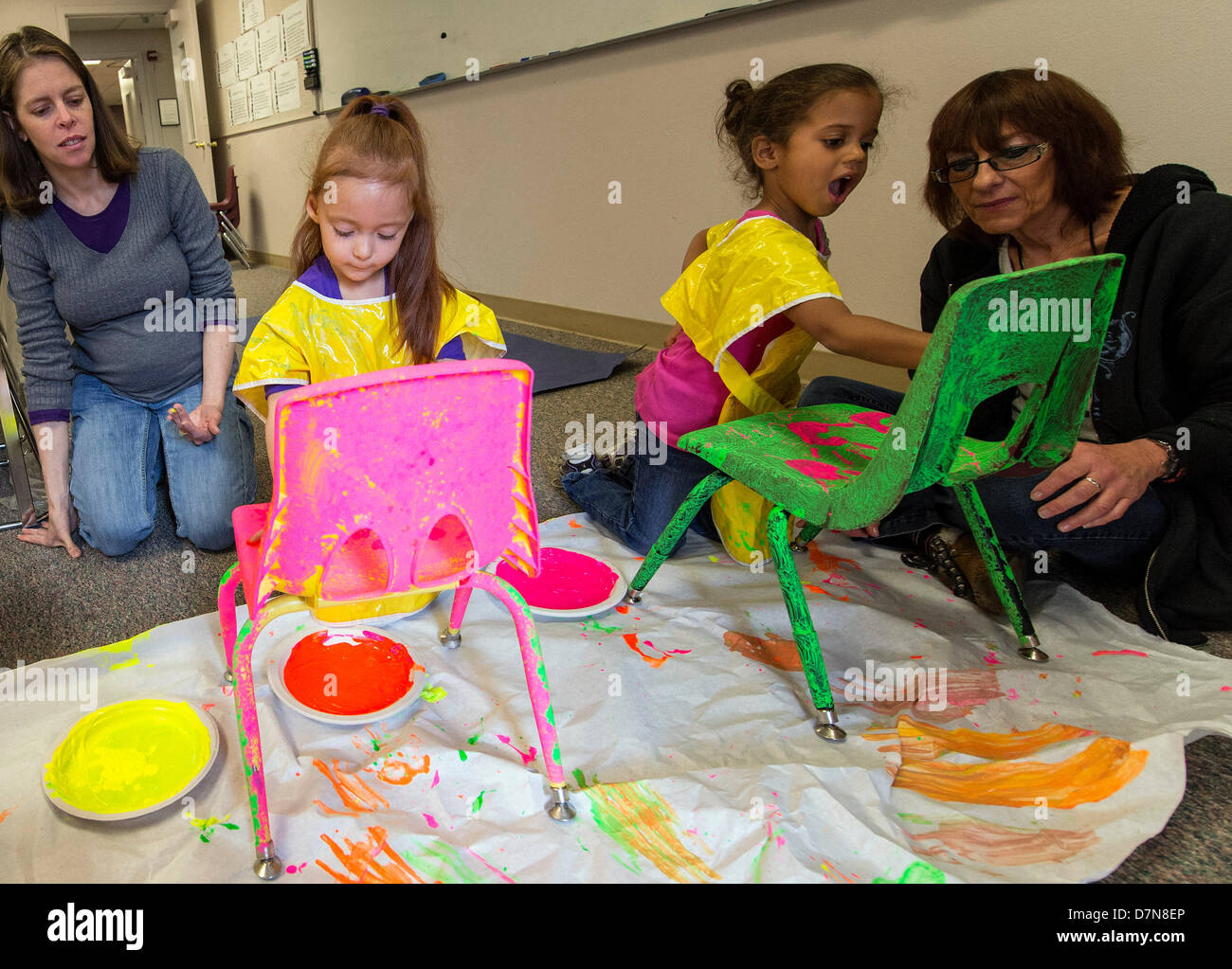 Child devastated usa hi-res stock photography and images - Alamy