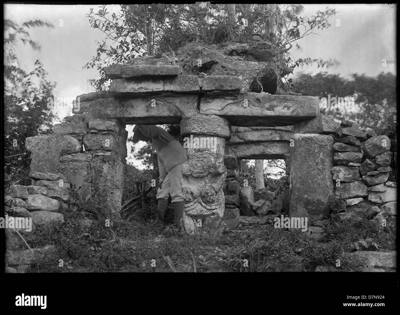 Bahamas castle hi-res stock photography and images - Alamy
