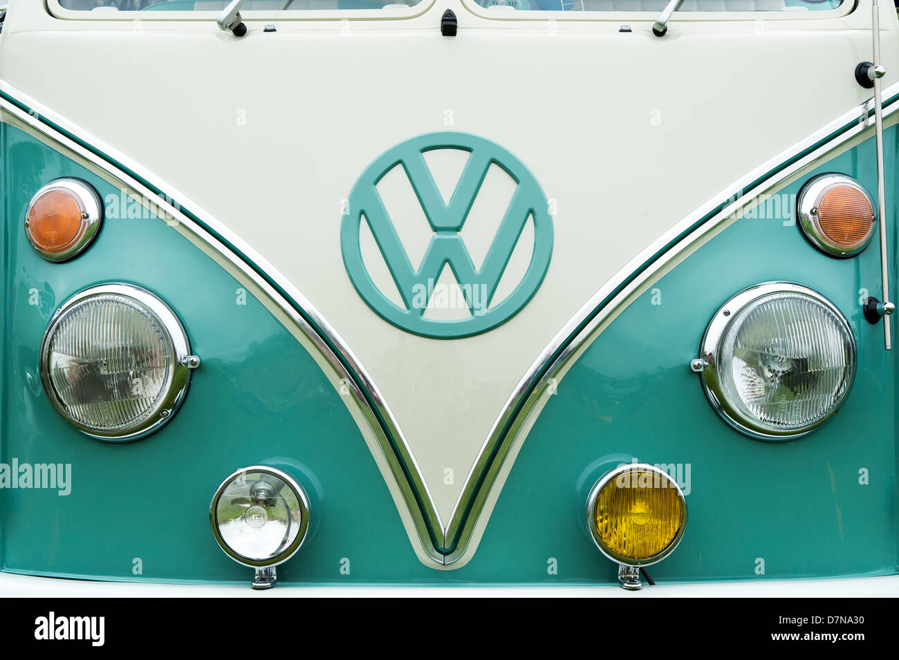 Split Colours High Resolution Stock Photography and Images - Alamy