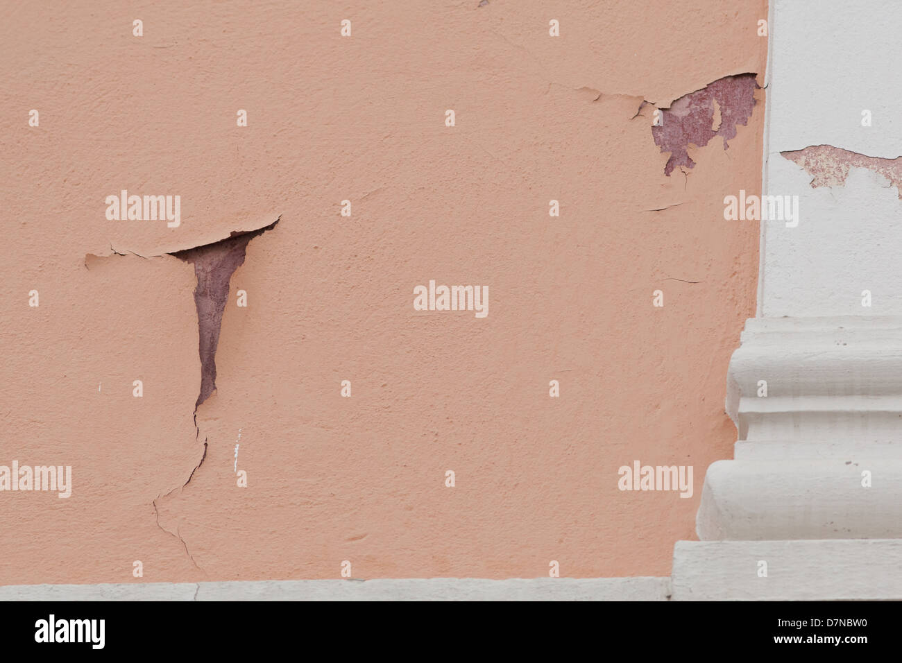 Wall paint cracking because of a lack of maintenance Stock Photo - Alamy
