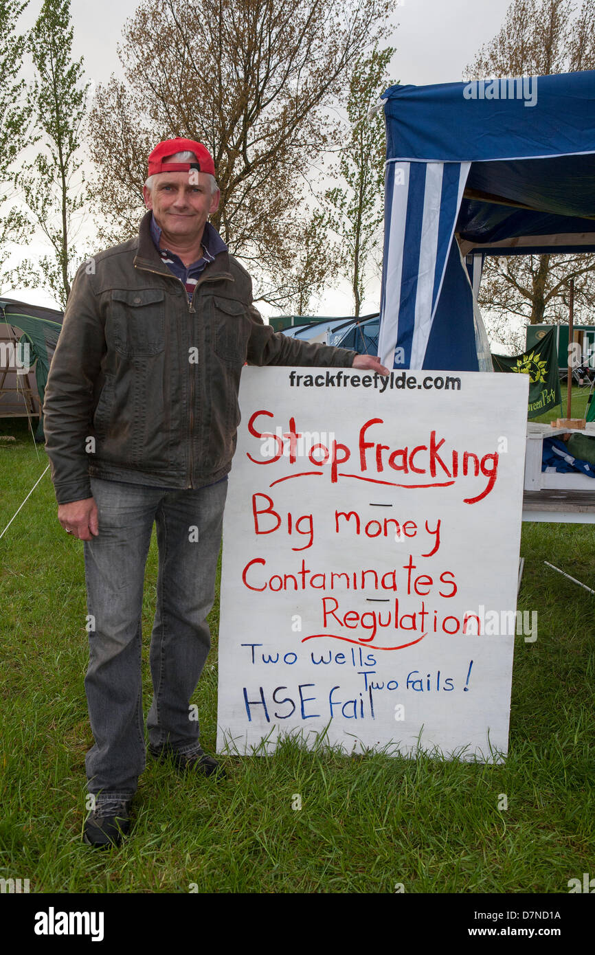 a cuadrilla plumpton frack off anti protest shale gas extraction ...