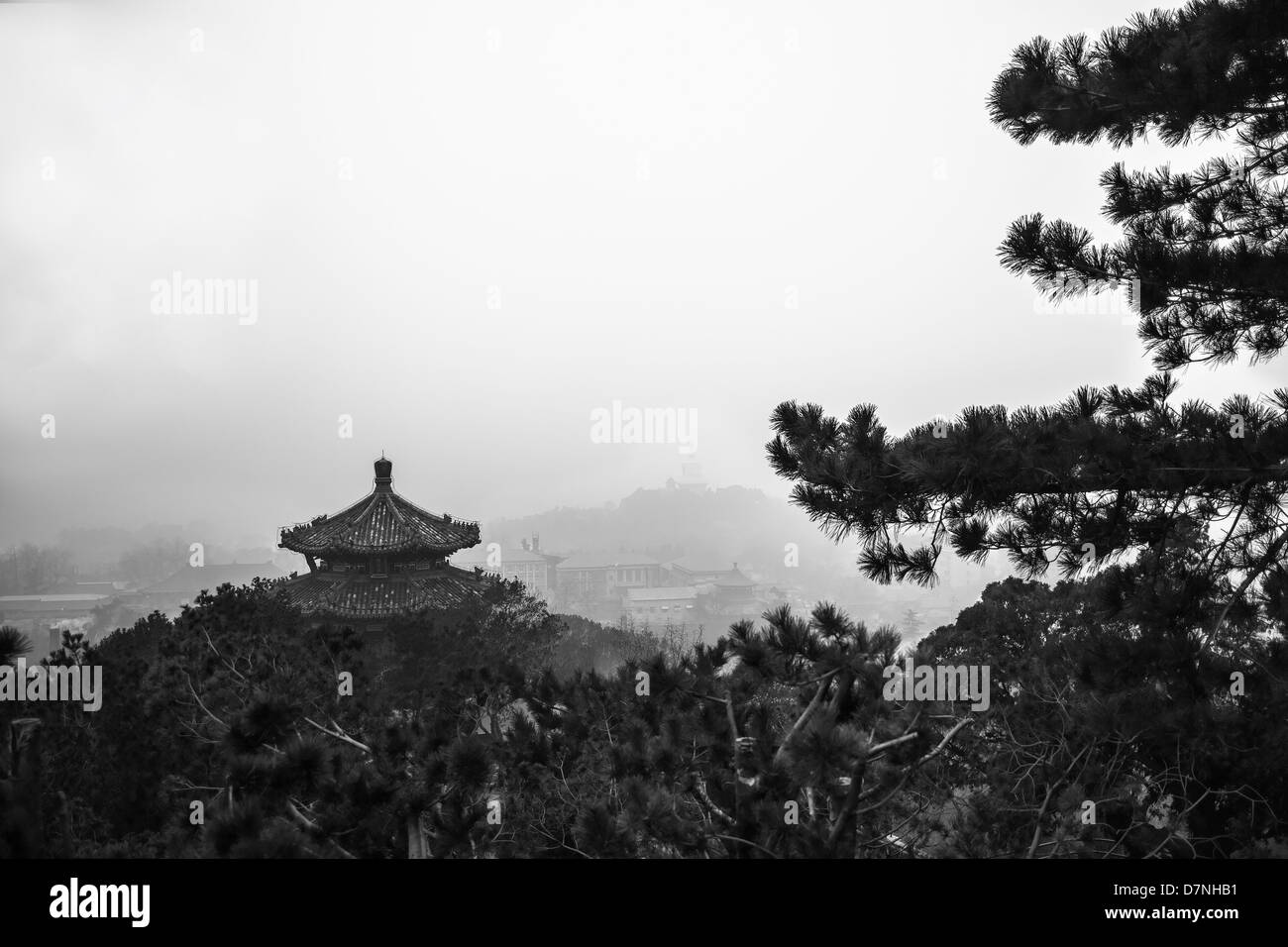 China air pollution fog shadow beijing hi-res stock photography and ...