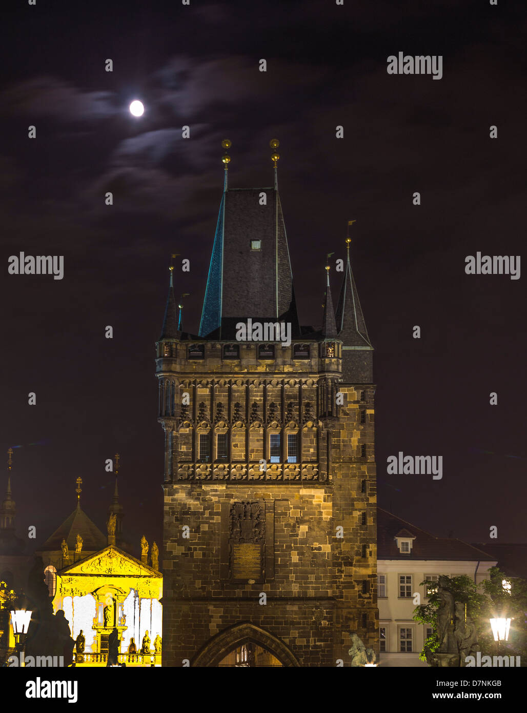 Moonlight gate hi-res stock photography and images - Alamy