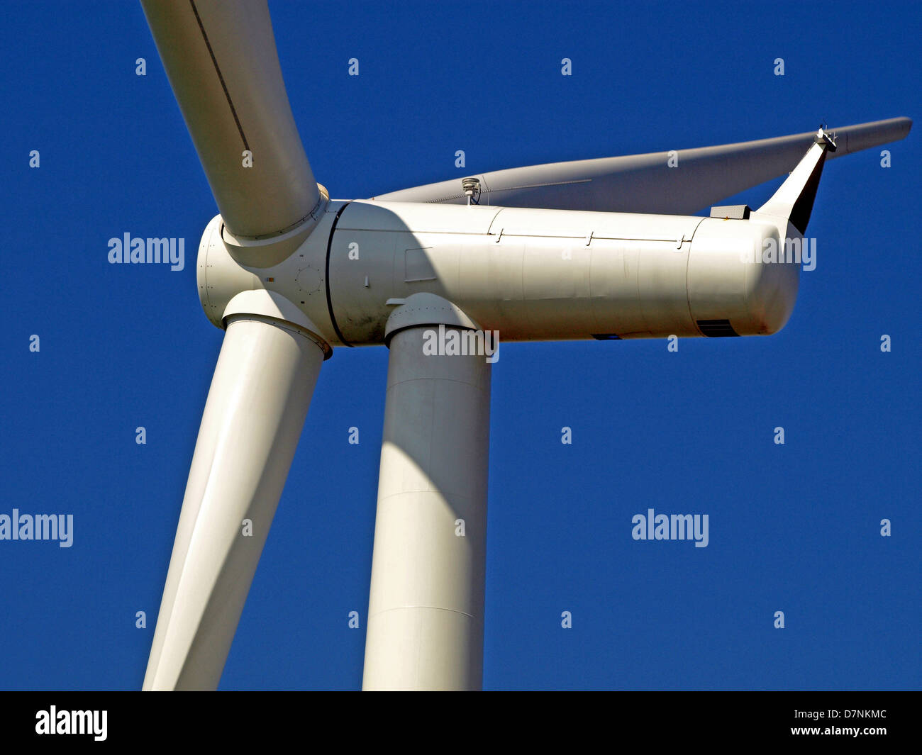 Electric harness hi-res stock photography and images - Alamy