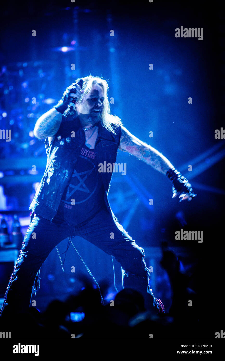 Lead singer vince neil hi-res stock photography and images - Alamy