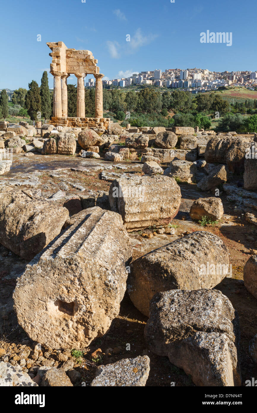 Ancient greek temple pollux dioscuri hi-res stock photography and ...