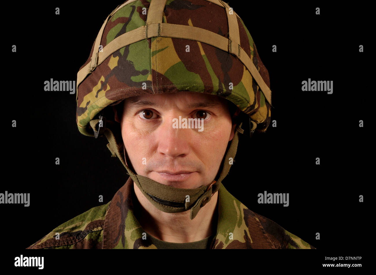 Portrait soldier wearing british military hi-res stock photography and ...