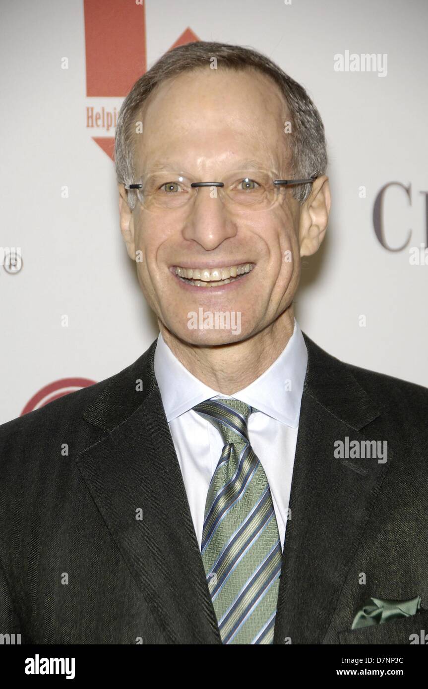 Beverly Hills, CA, USA. May 10, 2013. Larry Platt at The Helping Hand ...