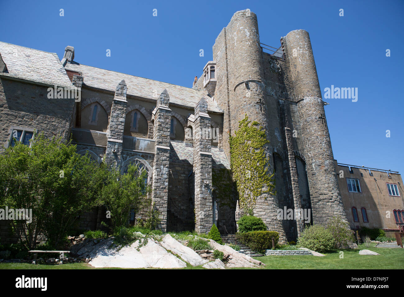 Hammond Castle on the coast of Gloucester, Massachusetts Stock Photo ...
