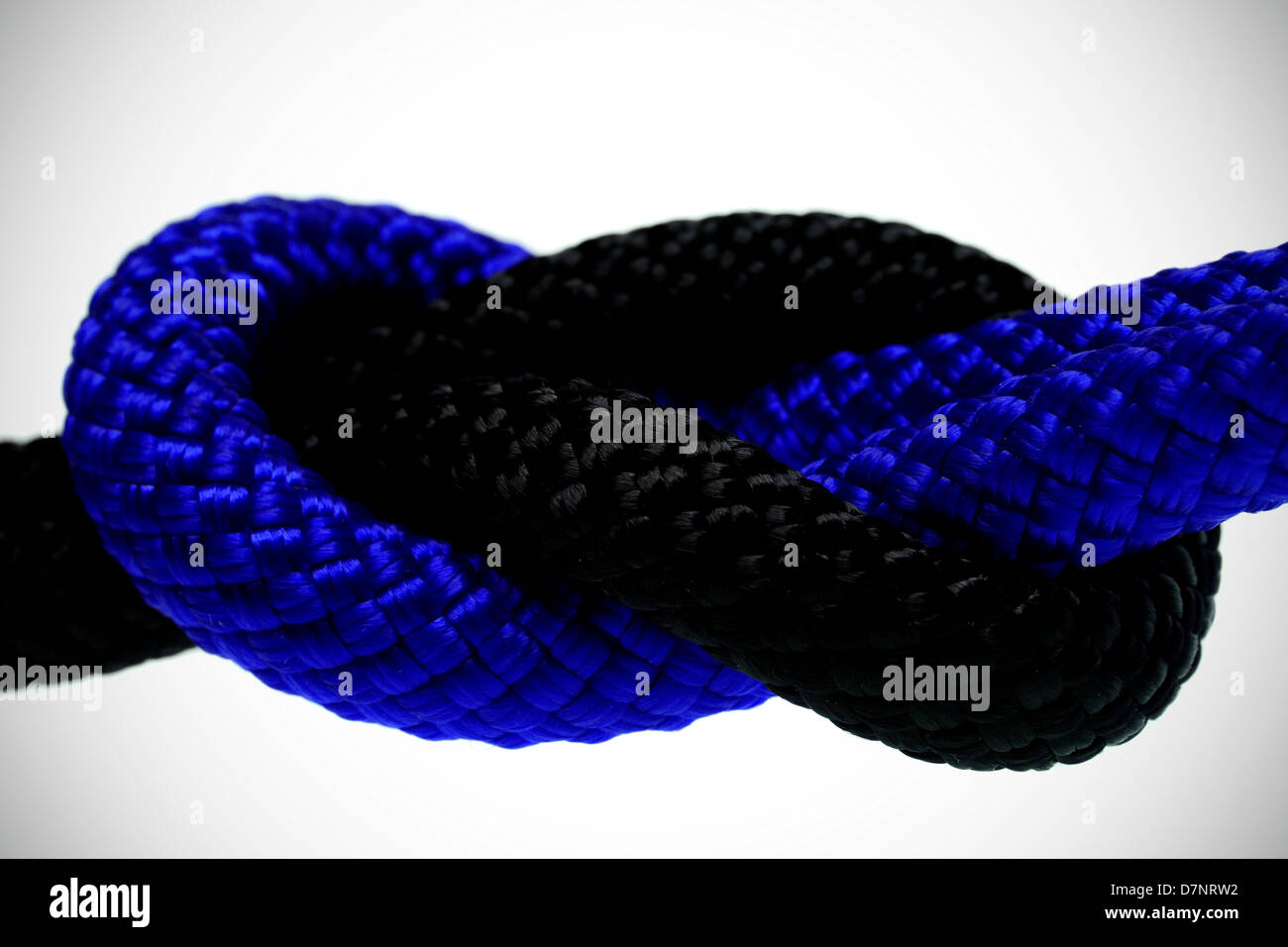 Black and white ropes hi-res stock photography and images - Alamy