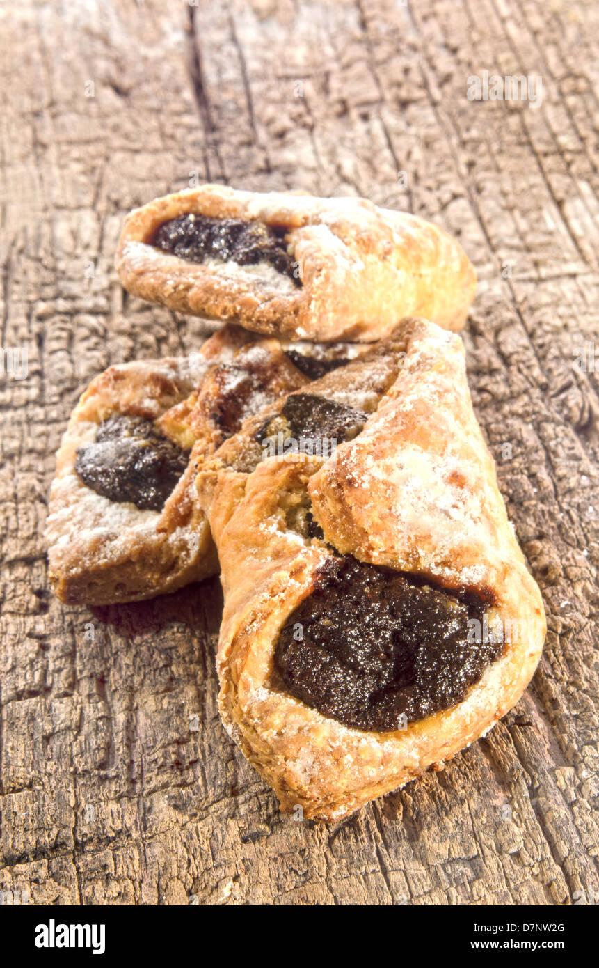 greaves lard pastry with plum and poppy seed mix Stock Photo - Alamy