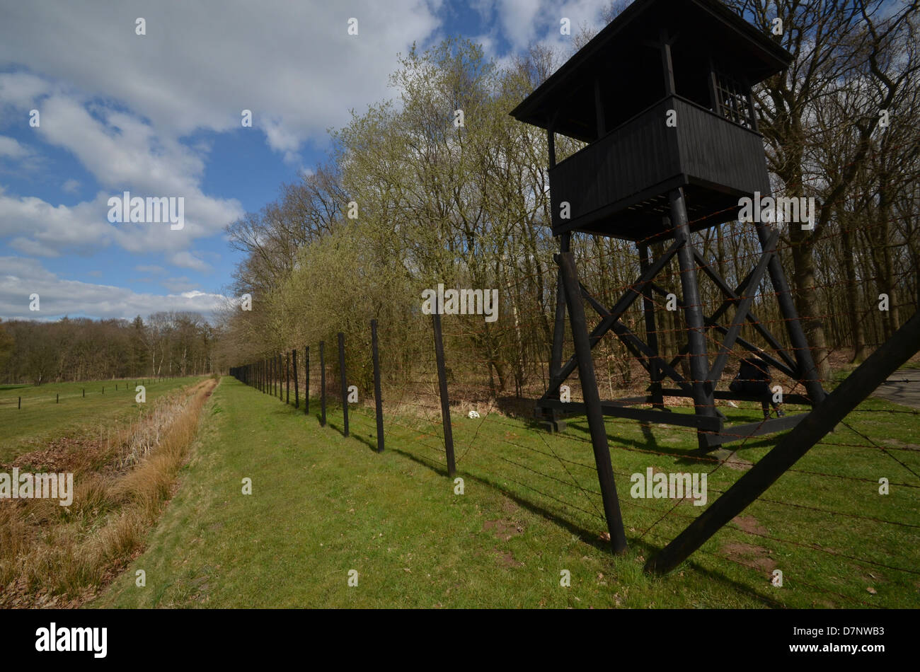 Ww2 concentration camp hi-res stock photography and images - Alamy