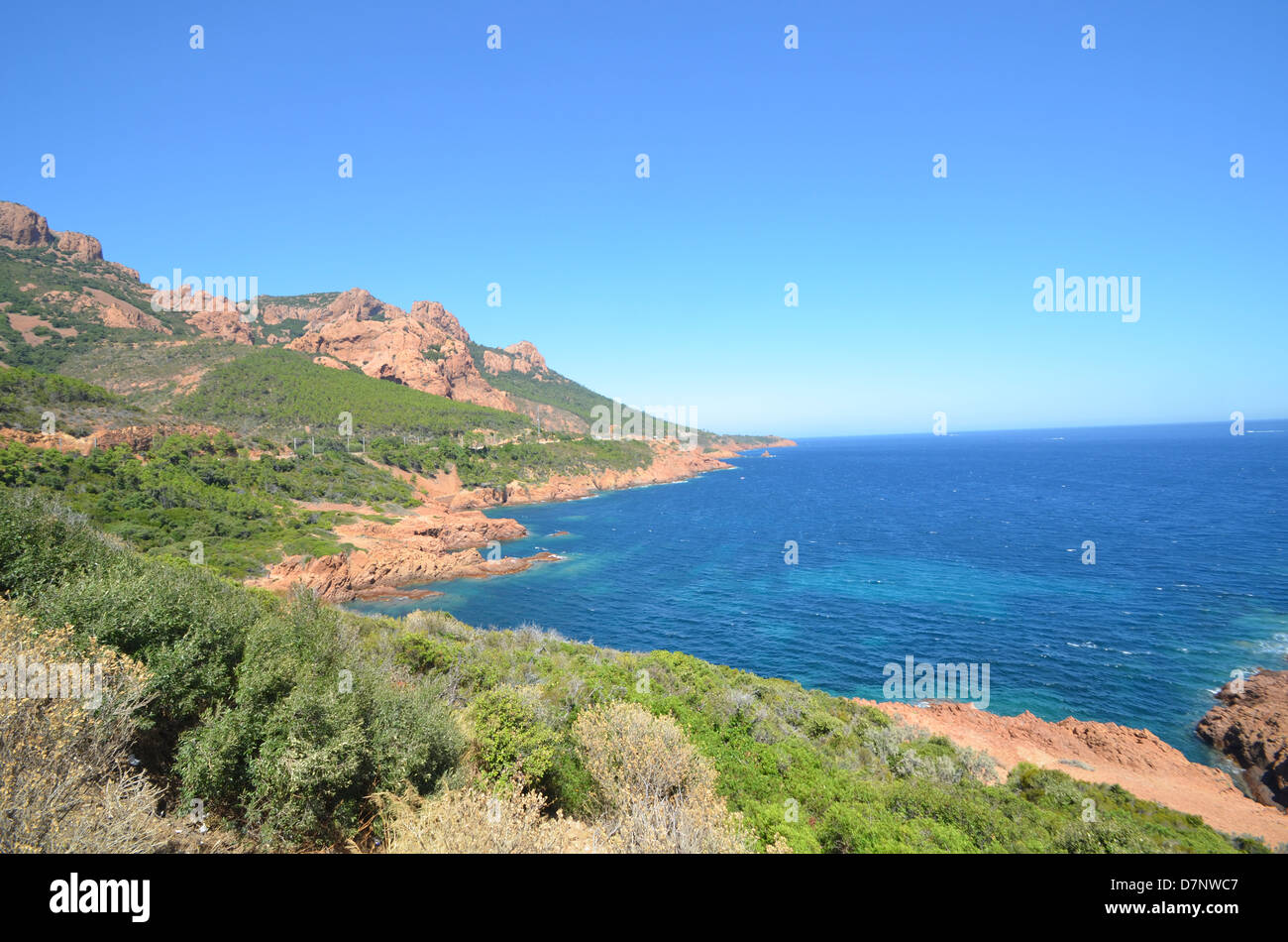 Mediterranean coast of france hi-res stock photography and images - Alamy