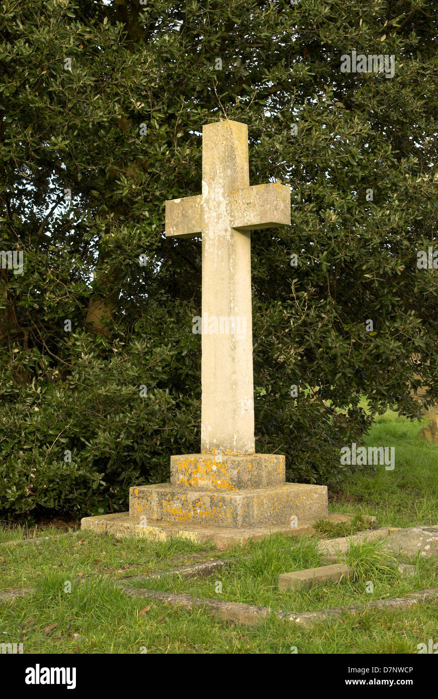 A stone cross headstone - Broadwater & Worthing Cemetery Stock Photo ...