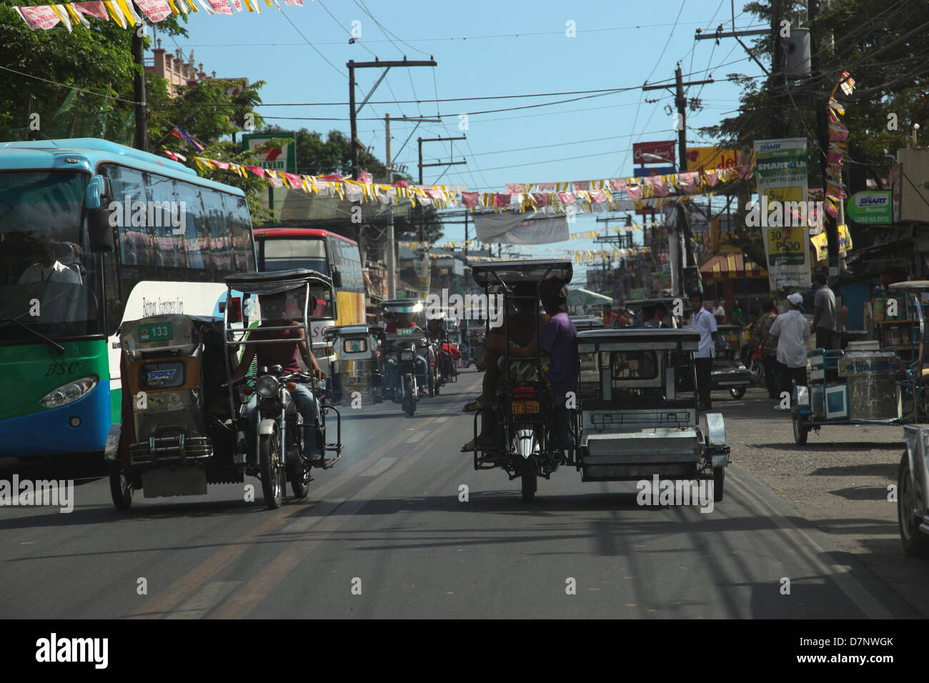 Manila traffic hi-res stock photography and images - Alamy
