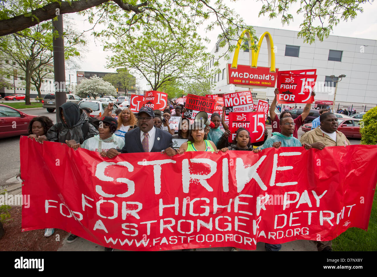 Detroit, Michigan USA. Hundreds rallied near a McDonald's restaurant in ...