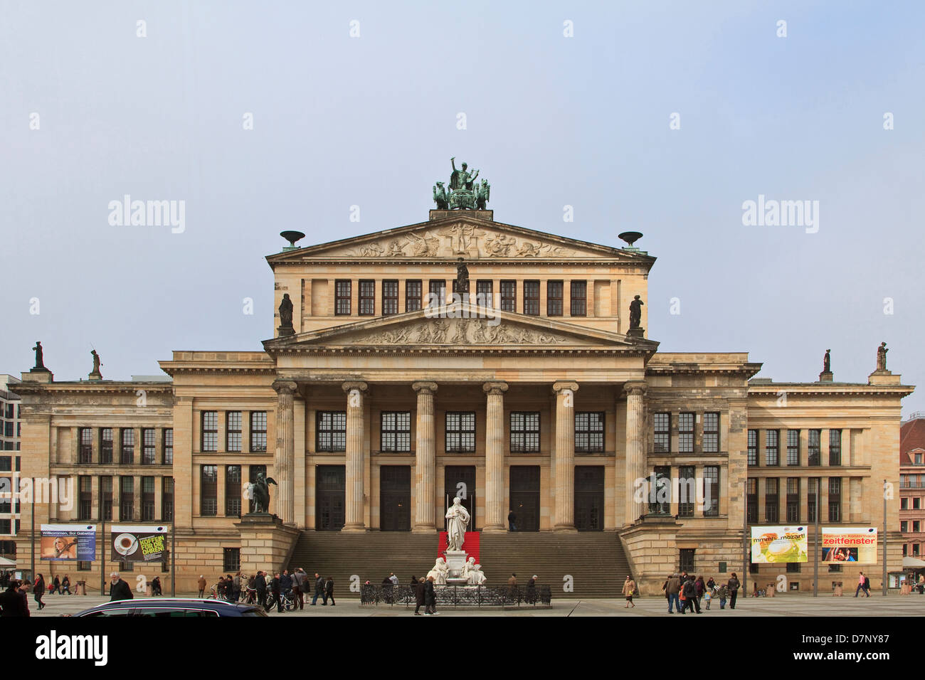 Neoclassical architecture hi-res stock photography and images - Alamy
