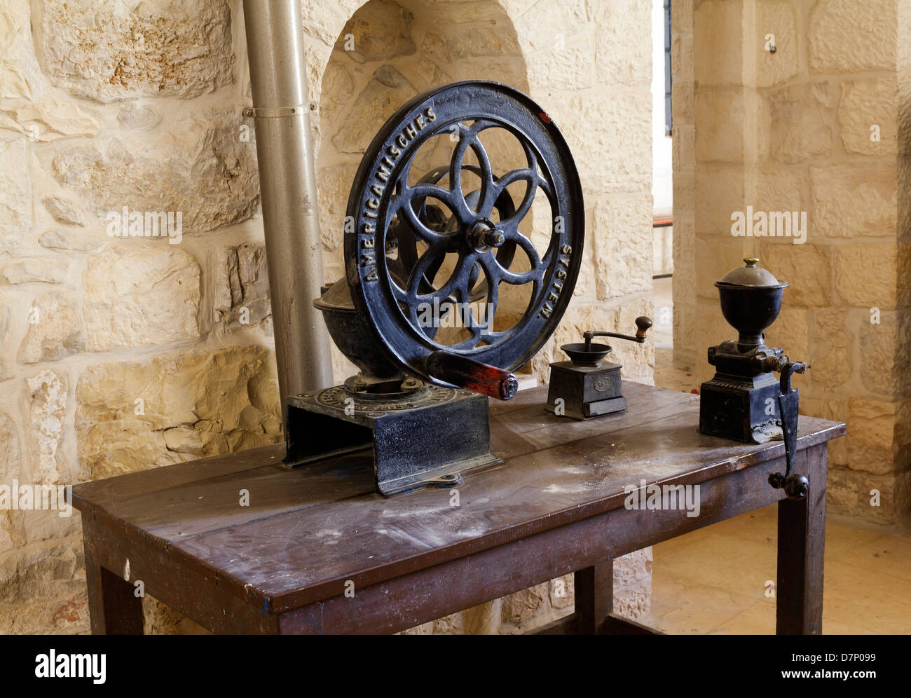 Old fashioned press hi-res stock photography and images - Alamy