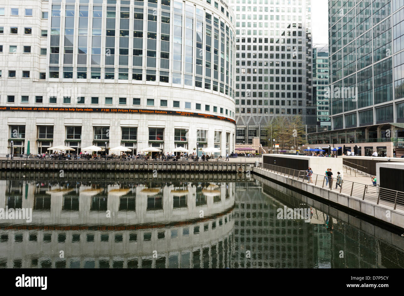 Reuters building canary wharf hi-res stock photography and images - Alamy