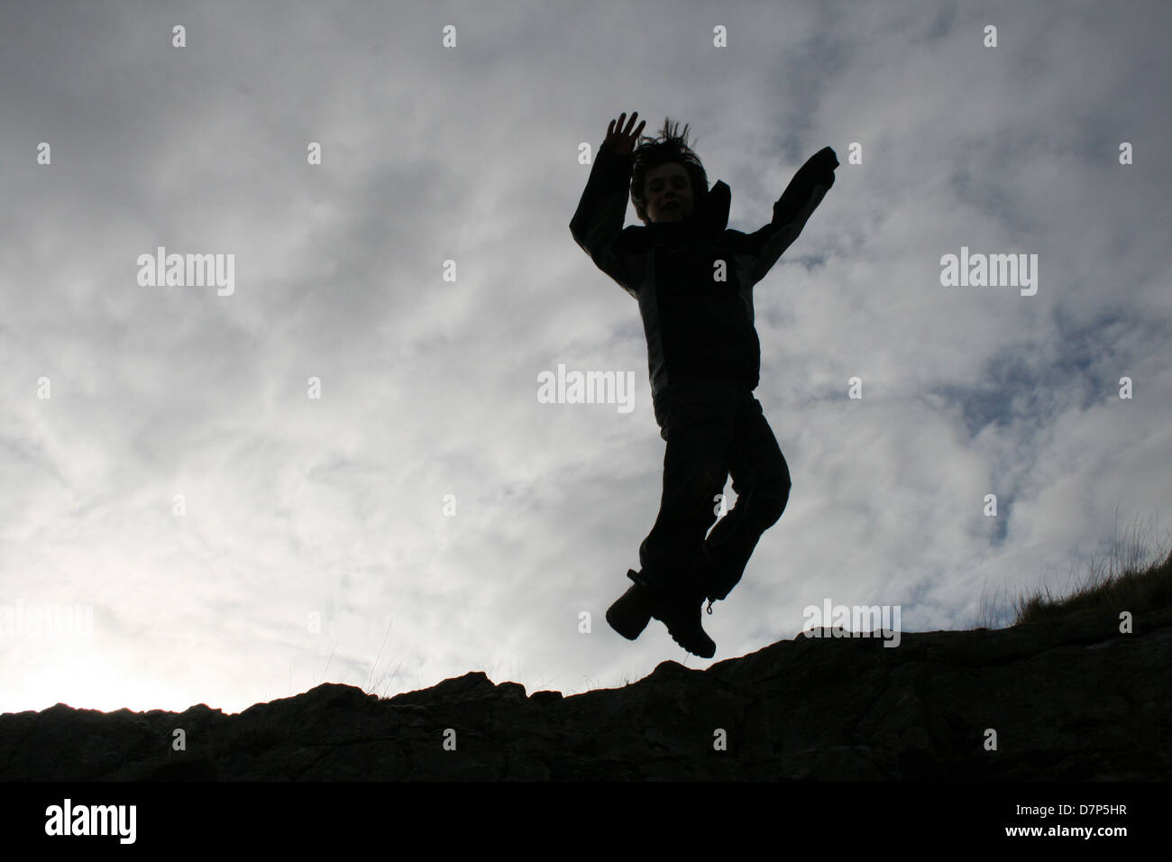 Jumping child hi-res stock photography and images - Alamy