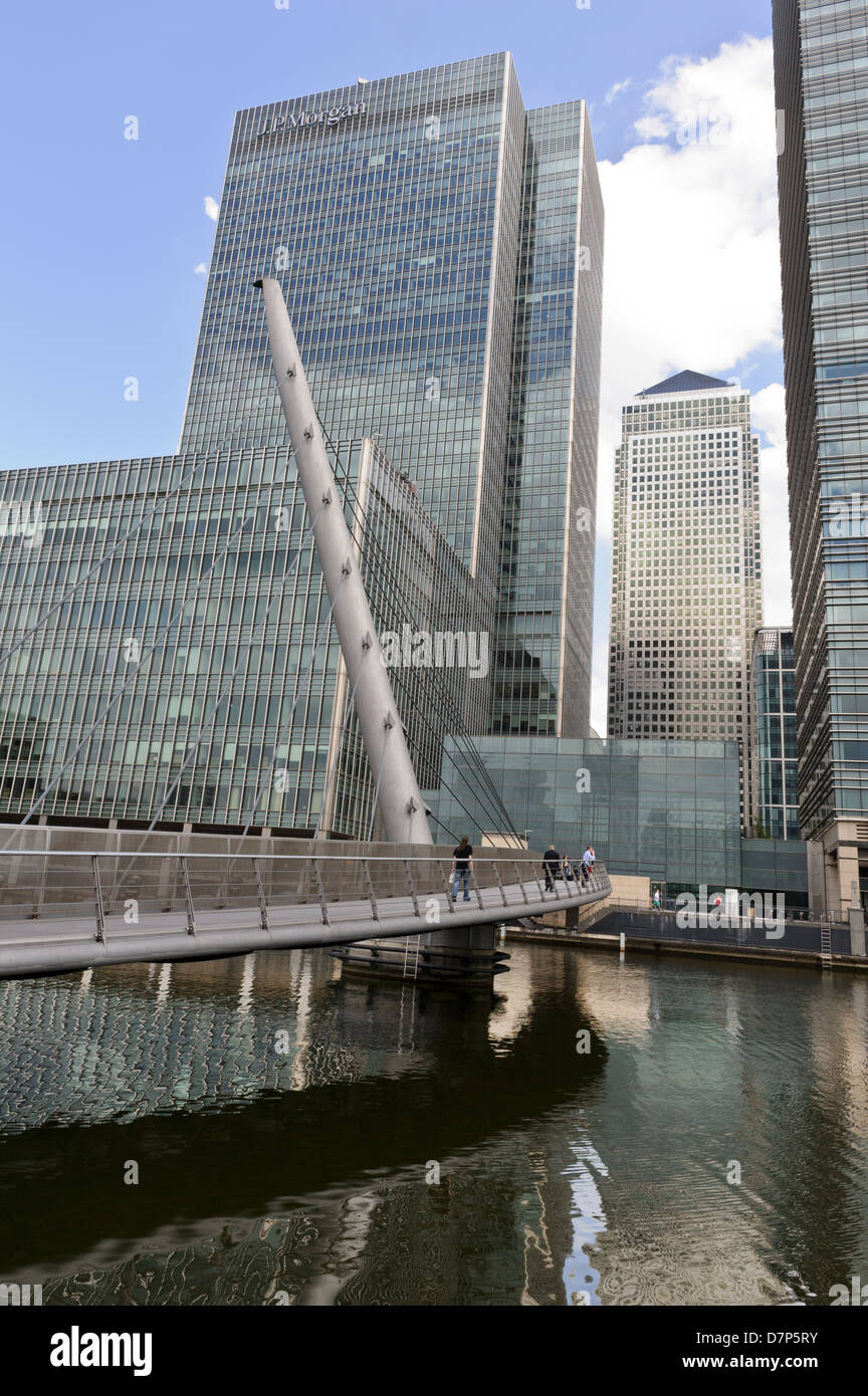 One Canada Square building, Canary Wharf, London, England, United ...