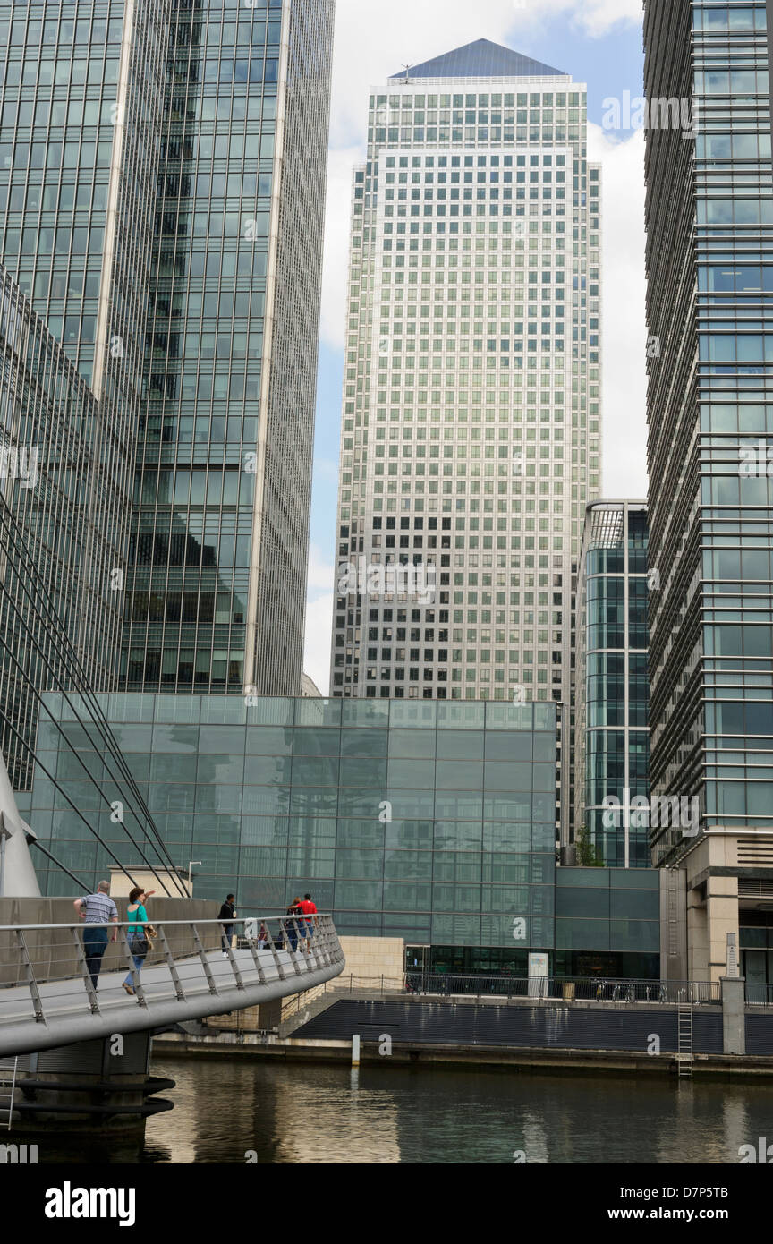 One Canada Square building, Canary Wharf, London, England, United ...