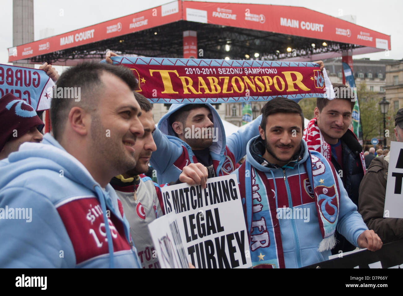 Turkish football fans hi-res stock photography and images - Alamy