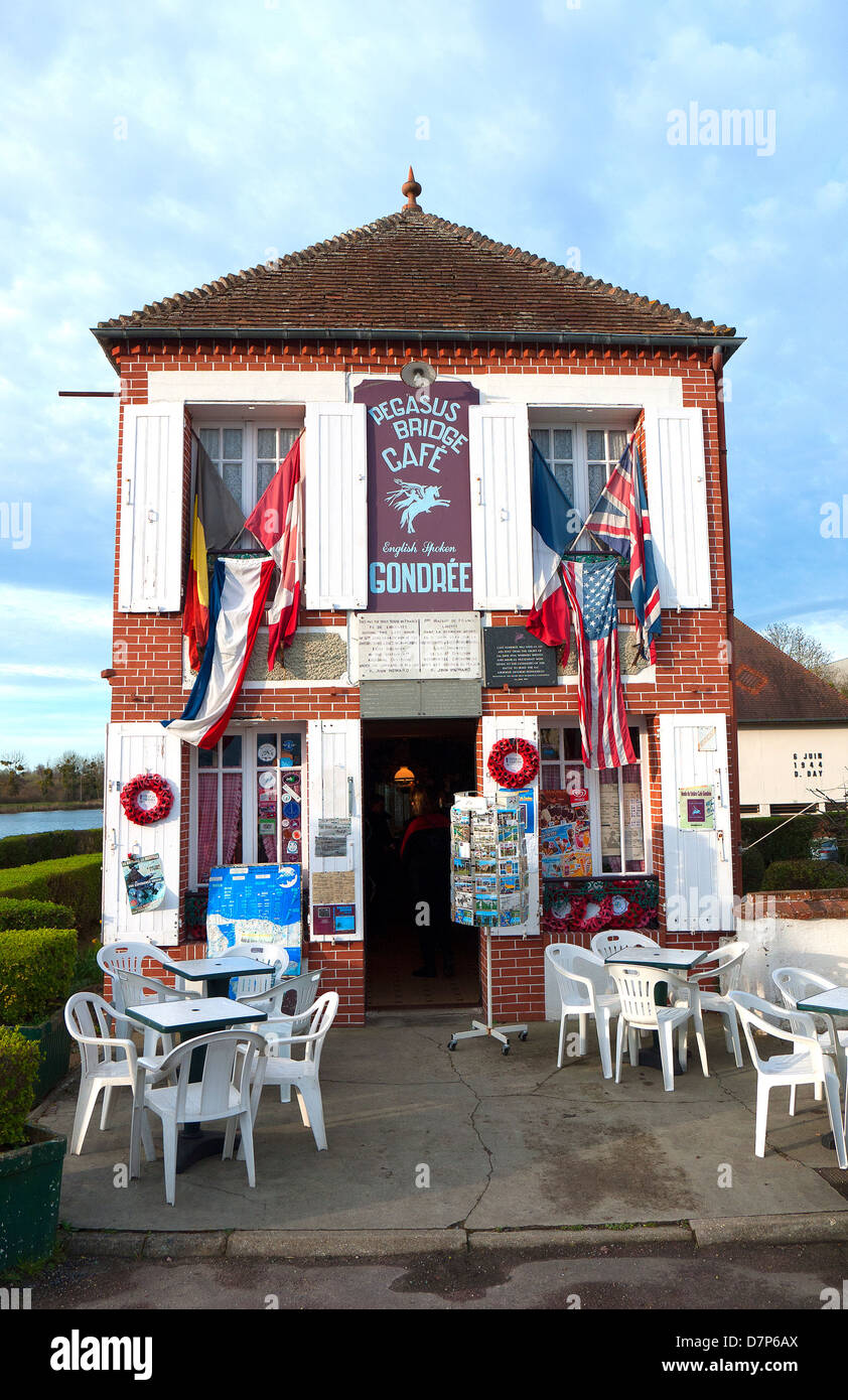 Pegasus bridge cafe hi-res stock photography and images - Alamy