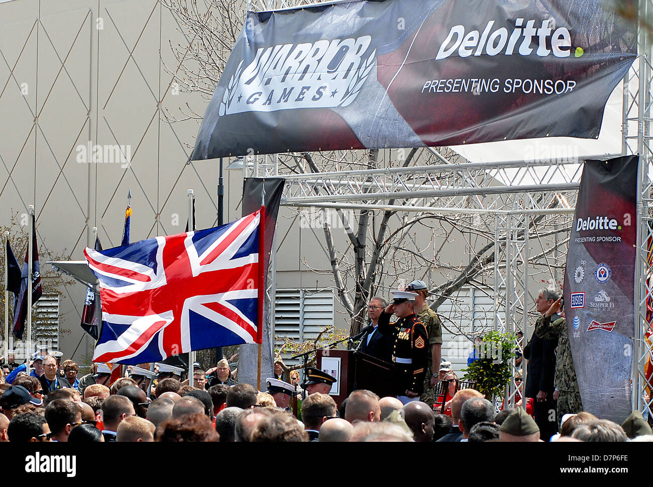 British forces u s marines hi-res stock photography and images - Alamy